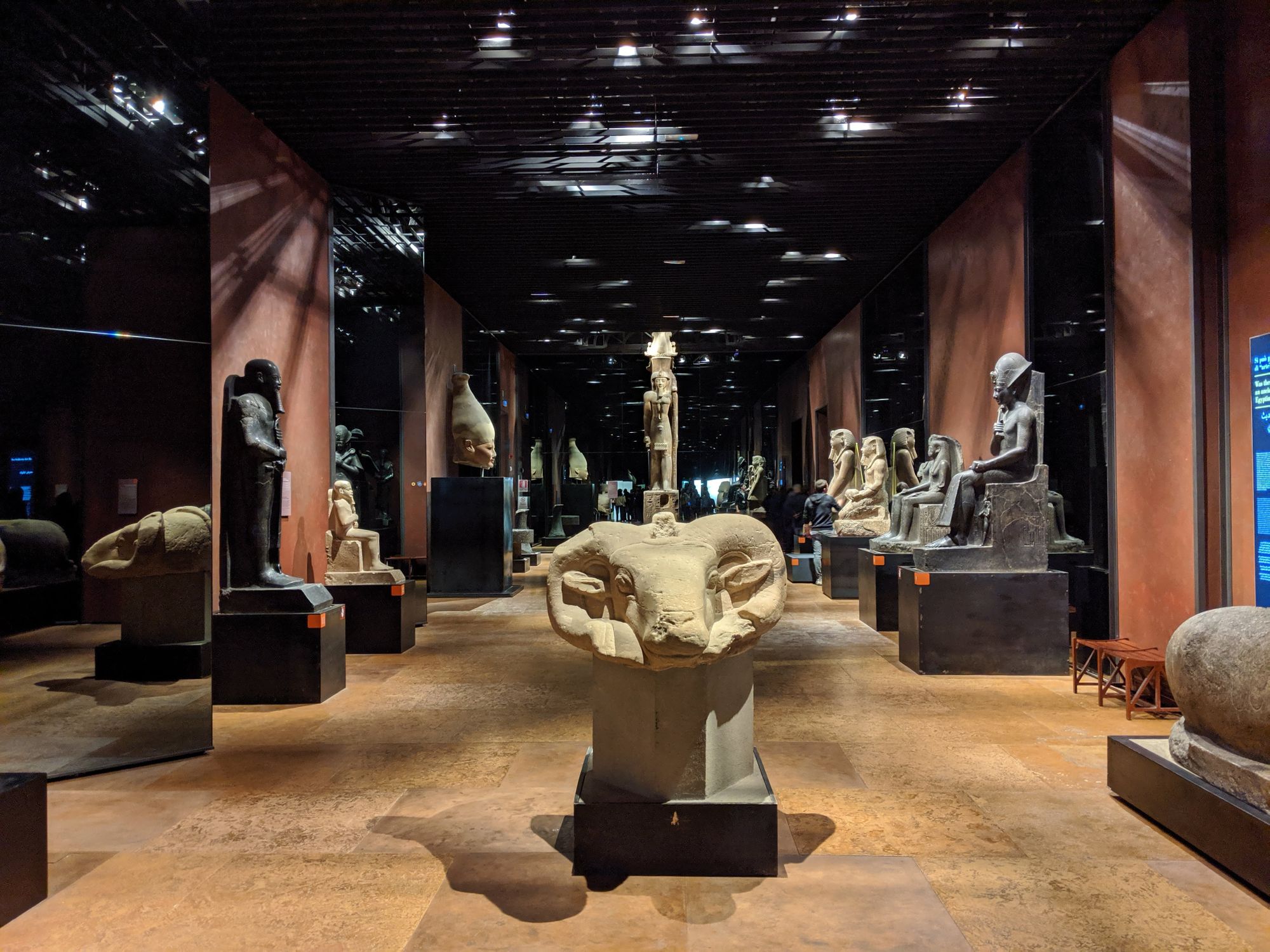 Using ImageDownloader library with reusable cells